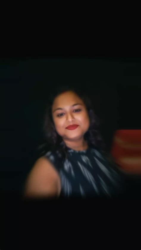 Moumis 🫰🫰🫰🫰 Itsmoumisofficial • Instagram Photos And Videos