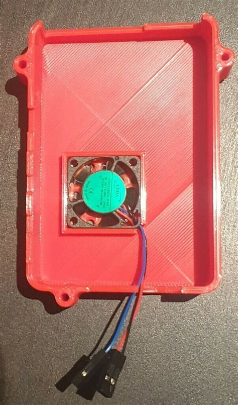 Free 3d File Raspberry Pi 4 Case With Fan And Pi Tv Hat 🎩・3d Printable