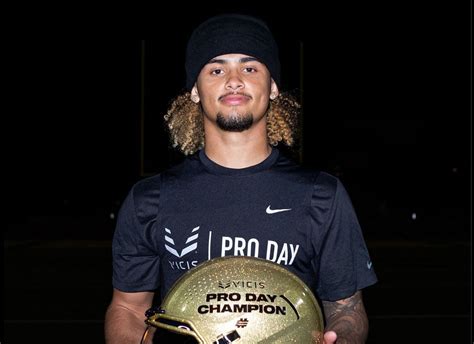 What Is Elite Usc Qb Commit Julian Lewis Nil Value Exploring The High