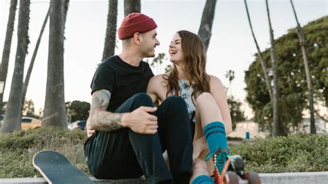 Exploring The Gen Z Dating Scene Situationships Meme Sharing No