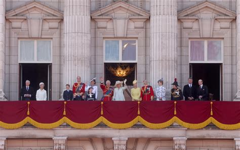 ¿cuándo Abrirán A Turistas La Habitación Del Palacio De Buckingham