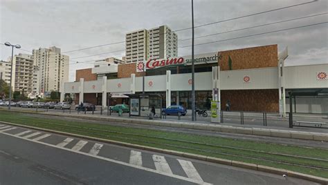 Saint Etienne un chien battu par son propriétaire attaque ses