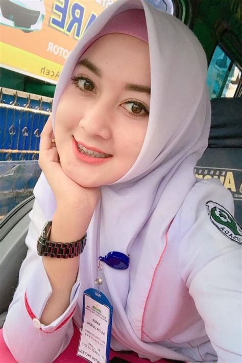Cewek Berhijab Cantik Selfie Di Tempat Wisata Wow Kumpulan Foto