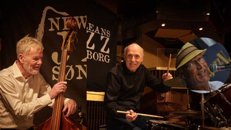 Jamsession Med Gert Jacobsen Klaver Jørgen Jepsen Kontrabas Og Uffe Dalsgaard Trommer