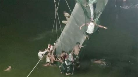 Desabamento De Ponte Sobre O Rio Machhu Provoca Pelo Menos 68 Mortes Na