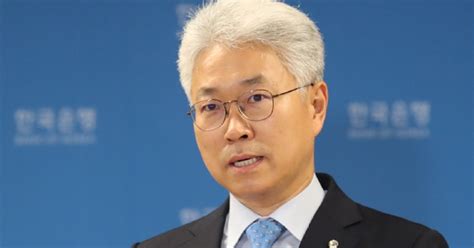 한국경제 취업자 증가폭 급감에 잠재성장률 비상등 켜지나