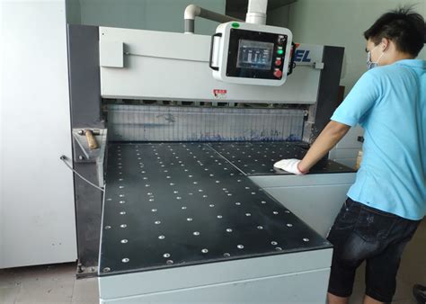 Cutting Pcb Material Machine