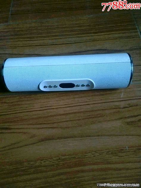 小霸王便携式多媒体音箱（赔钱出售） 音响 周边 兴隆阁【7788收藏 收藏热线】