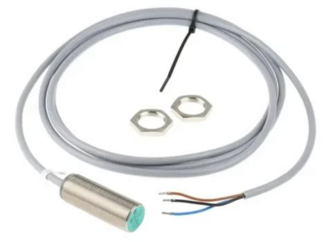 Pepperal Fuchs Nbb5 18gm50 E0 Npn No Proximity Flush At Rs 700 In Ahmedabad
