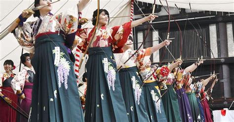 動画あり三十三間堂で新春恒例の通し矢 京都 イザ