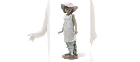 Фарфоровая фигура Девушка в шляпе Nao By Lladro купить в Москве Хобби и отдых Авито