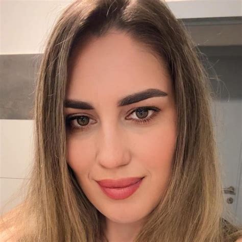 Voi De Care Folosiți🤣🤣🤣🤣🤣🤣🤣🤣🤣🤣🤣🤣🤣🤣🤣🤣 Barbă Symy Simona