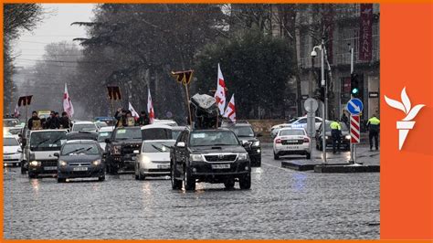სასულიერო პირებმა თბილისის ქუჩები აკურთხეს Youtube