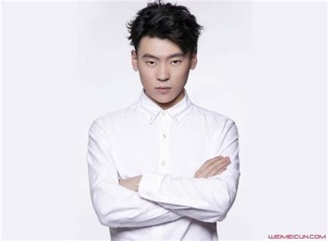 抖音一什么歌 抖音打破镜子什么歌 我曾把完整的镜子打碎是谁唱的 随意云