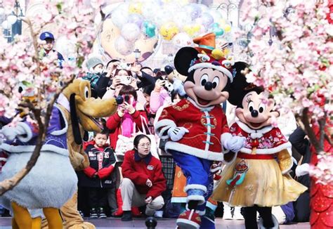Disney Suspended Snow White In Theme Parks