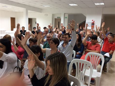 Asamblea En El Sindicato De Comercio La Razon De Chivilcoy