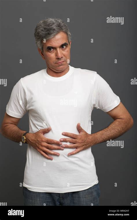 Stomach Pain 60 Hi Res Stock Photography And Images Alamy