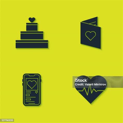 하트 심박수 모바일 및 발렌타인 데이 전단지 아이콘웨딩 케이크를 설정합니다 벡터 건강 진단에 대한 스톡 벡터 아트 및 기타 이미지 건강 진단 건강관리와 의술 검은색
