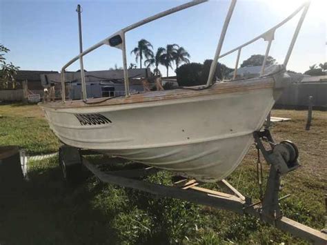 Quintrex Fish Finder Metre Tinnies Dinghies Gumtree Australia Lake Macquarie Area