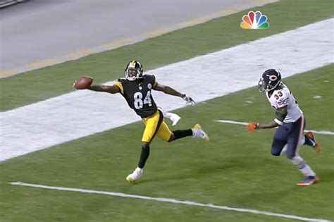 Steelers Wr Antonio Brown Makes A Ridiculous One Handed Touchdown Catch