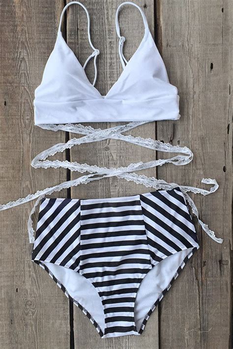 Pure And Easy Lace Stripe Bikini Set