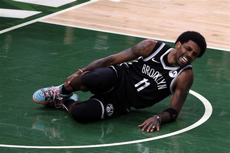 Nets Irving Leaves Game 4 Vs Bucks With Ankle Sprain Inquirer Sports