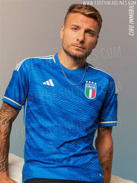 Pin su 𝕊𝕖𝕝𝕖𝕔𝕔𝕚ó𝕟 𝔻𝕖 𝕀𝕥𝕒𝕝𝕚𝕒 Foto di calcio Calcio Forza italia
