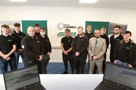Top 10 Hit As Jones Bros Enrols New Cohort Of Higher Apprentices