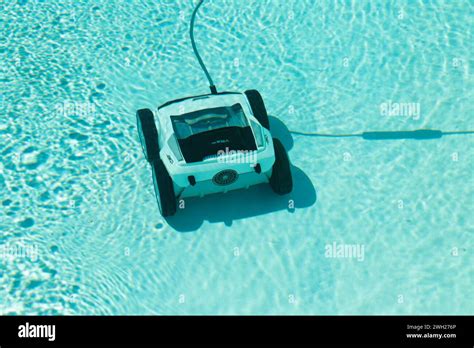 Polaris Vrx Robot Robotic Automatic Pool Cleaner On Bottom Of Swimming