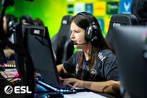 Esl Impact Fluxo Sofre Virada Da Imperial E Cai Nas Semis Game Arena