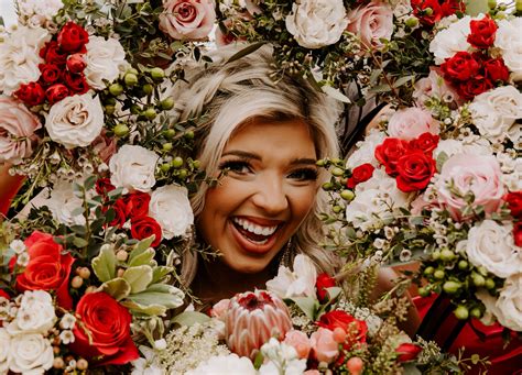 Links👇🏼 💕🛍 • Mrs Hannahlong • Milkshake Website Builder