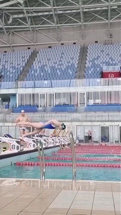 몸이 무거워 바로 떨어지네ㅜ 파란수영복 파랑 수영 수영장 휴가 물놀이 Youtube