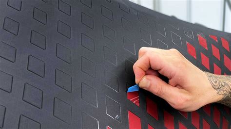 بوگاتی دیوو لیدی باگ معرفی شد زومیت