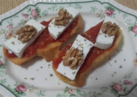 Tosta De Tomate Y Queso Fresco Receta De La Cocina De Loli Cookpad