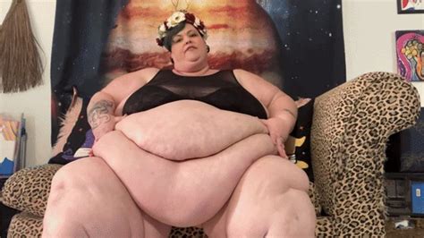 Worship Fatten Your Goddess Of Gains SD SSBBW Reenaye Starr Clips Sale