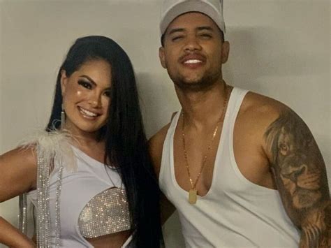 Marido de Paulinha Abelha fala pela primeira vez após morte da cantora