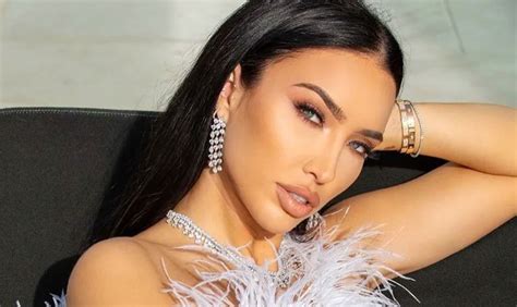 Bre Tiesi Net Worth A Blend Of Success And Influence Bultacobrinco