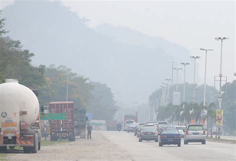 Perak Official Advises Schools In Seri Manjung To Close Due To