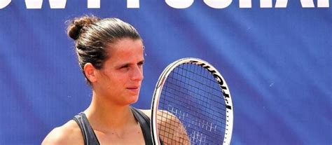 Alice Ramé Height Weight Measurements Bra Size Shoe Size