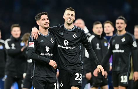 96 Hsv Spiel Gegen 96 Meffert Staunt Immer Noch über Die Fans