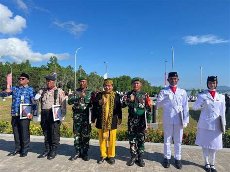 Upacara HUT Ke 79 RI Digelar Di PLBN Sei Nyamuk