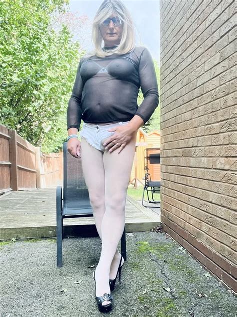 Crossdresser Kellycd2022 In Hot Pants And Seamless Pantyhose 36 Nude