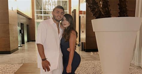 Esposa De Alexis Vega Lo Defiende Ante Las Críticas Crucifican Más A