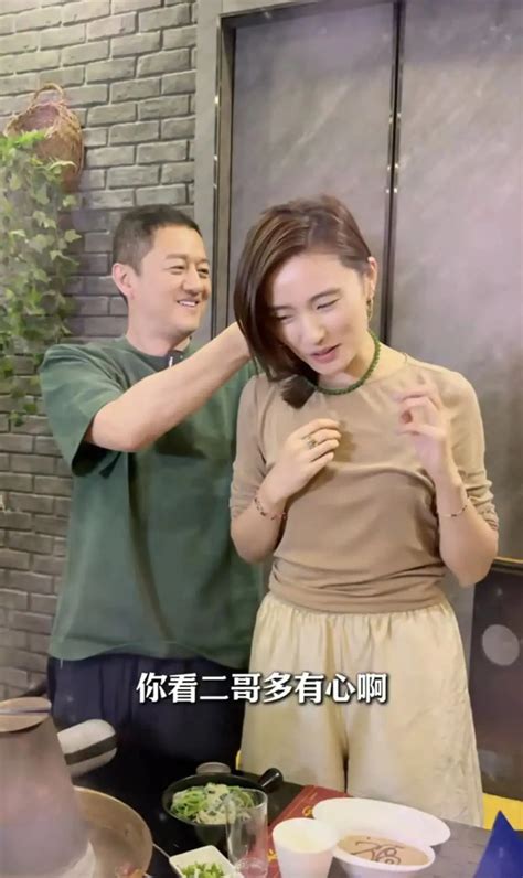 李湘前夫和李亚鹏同框，二人曾彻夜畅谈，网友：前夫哥惺惺相惜 茶杯狐