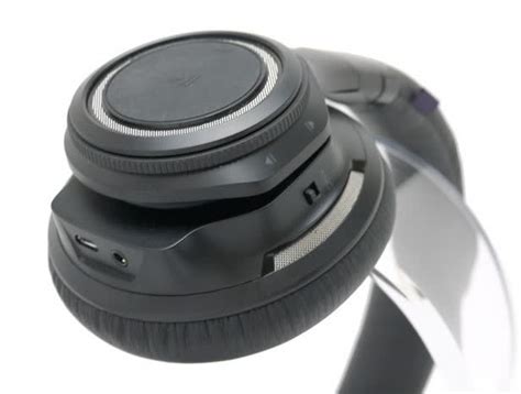 Plantronics Backbeat Pro Reviews Pros And Cons Techspot