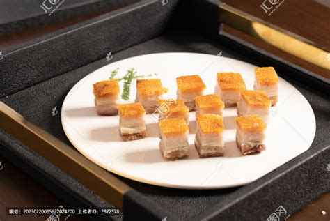 脆皮五花肉中国菜系食品餐饮摄影素材汇图网