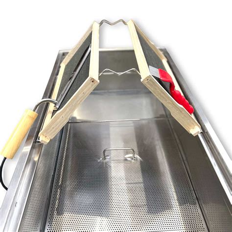 Honey Uncapping Table With Stainless Steel Uncapping Tray And Strainer Buzzbee Beekeeping