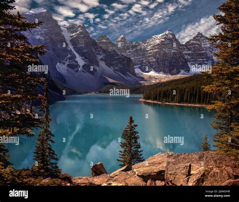 Moraine Lake In Banff National Park Alberta Canada Stock Photo Alamy