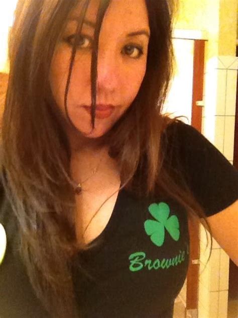 Pin By Big City On Bartenders And Bartending Women Bartender Fashion