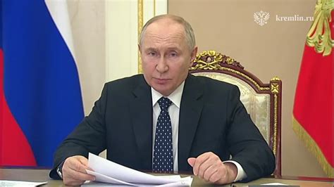 Школы играют важную роль в формировании ценностей и взглядов молодых людей и пропагандируя